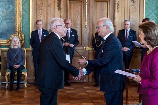 Ett stort grattis till Lars Ettarp som har fått medalj av kungen för ...